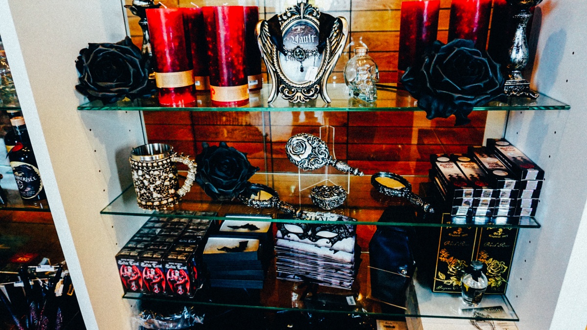 Whitby Abbey - Visiting The Ruins That Inspired Bram Stoker's "Dracula ...