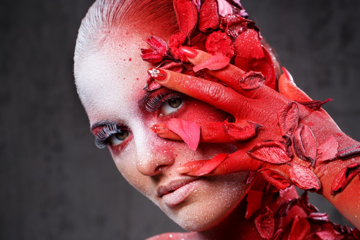 The Fascinating World of Special Effects Makeup Artistry - Iconic ...